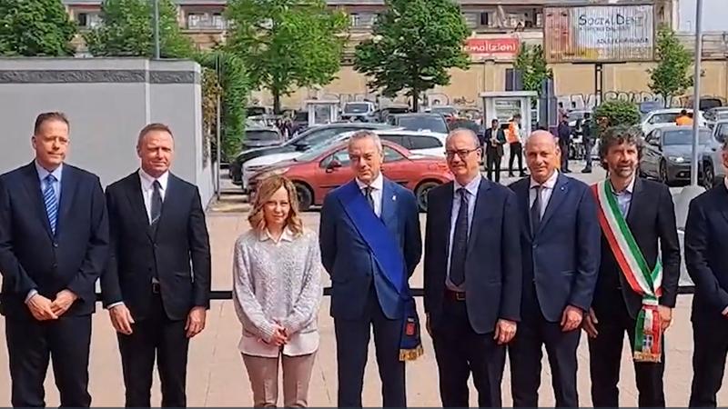 Video: L'arrivo di Meloni alla fiera di Verona per Vinitaly | L'Arena Video: L'arrivo di Meloni alla fiera di Verona per Vinitaly | L'Arena